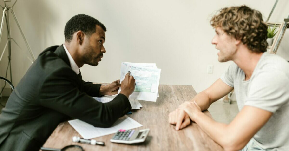 How to attract new customers in the right way - Story Telling Co